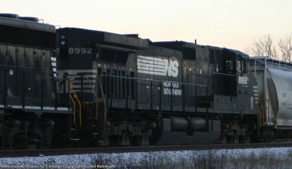 NS 8992